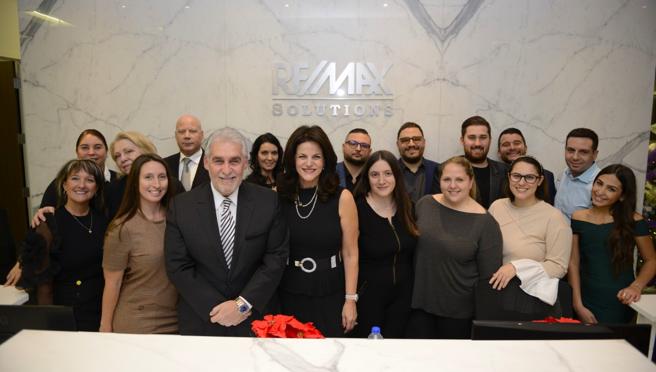 With the Nancy Forlini Team, unity creates success!